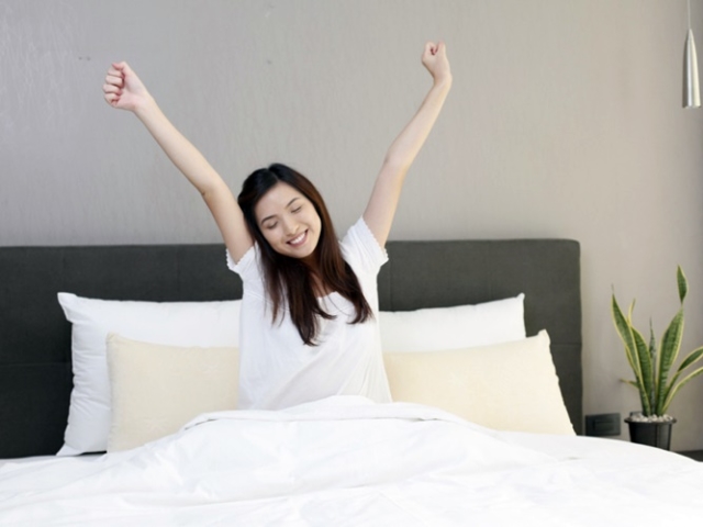 3 ejercicios que deberías hacer justo al despertar por la mañana