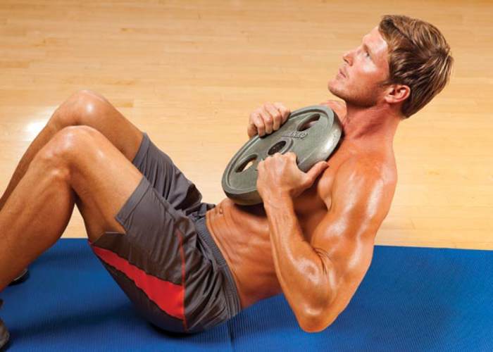 Movimientos con disco para trabajar la zona abdominal